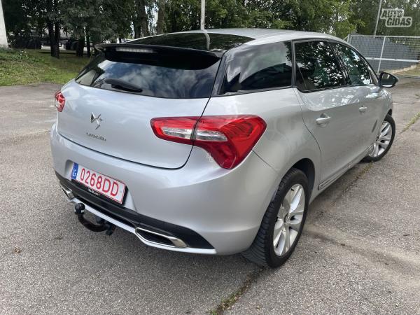Pelēks Citroen DS5 2012 Šakiai, ar dzinēja tilpumu 2.00 L un nobraukumu 289 tūkst. km par 4200 €, foto 11 vietnē AUTOMOTO.COM.LV