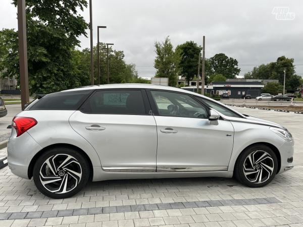 Grey Citroen DS5 2013 in Kaunas, with an engine capacity of 2.00 L and mileage of 211 thousand km for 5700 €, photo 6 on AUTOMOTO.COM.LV