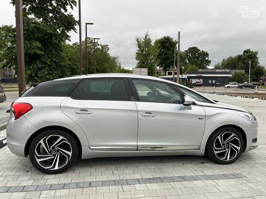 Pelēks Citroen DS5 2013 Kauņa, ar dzinēja tilpumu 2.00 L un nobraukumu 211 tūkst. km par 5700 €, foto 7 vietnē AUTOMOTO.COM.LV