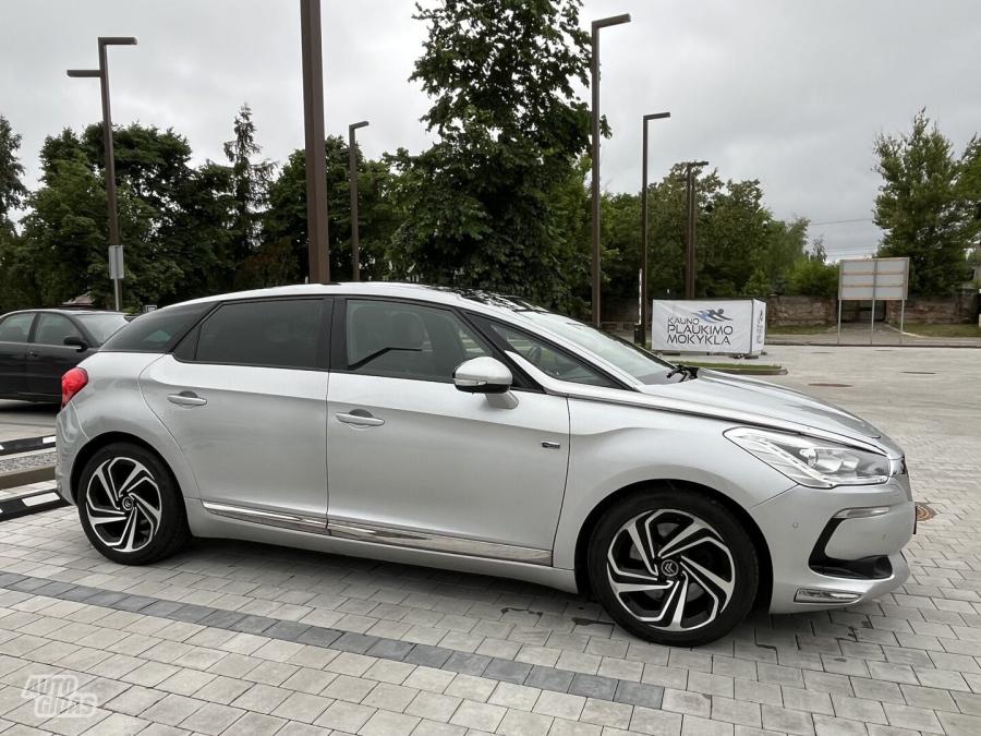 Pelēks Citroen DS5 2013 Kauņa, ar dzinēja tilpumu 2.00 L un nobraukumu 211 tūkst. km par 5700 €, foto 8 vietnē AUTOMOTO.COM.LV