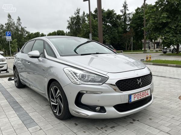 Grey Citroen DS5 2013 in Kaunas, with an engine capacity of 2.00 L and mileage of 211 thousand km for 5700 €, photo 8 on AUTOMOTO.COM.LV