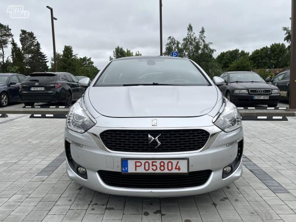 Grey Citroen DS5 2013 in Kaunas, with an engine capacity of 2.00 L and mileage of 211 thousand km for 5700 €, photo 9 on AUTOMOTO.COM.LV
