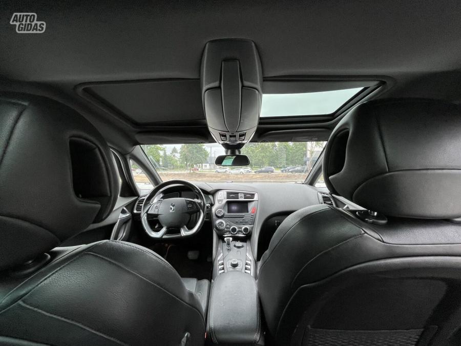 Pelēks Citroen DS5 2013 Kauņa, ar dzinēja tilpumu 2.00 L un nobraukumu 211 tūkst. km par 5700 €, foto 15 vietnē AUTOMOTO.COM.LV