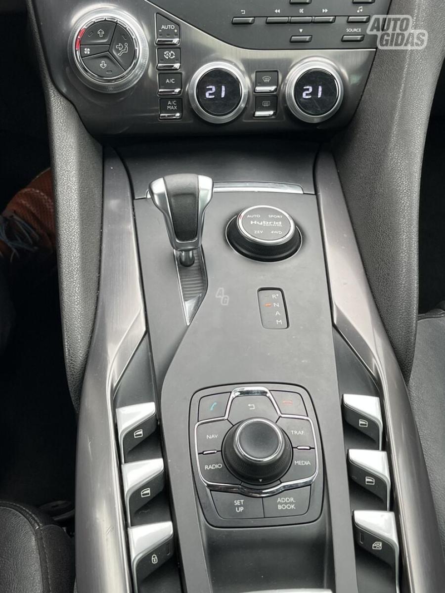 Pelēks Citroen DS5 2013 Kauņa, ar dzinēja tilpumu 2.00 L un nobraukumu 211 tūkst. km par 5700 €, foto 21 vietnē AUTOMOTO.COM.LV