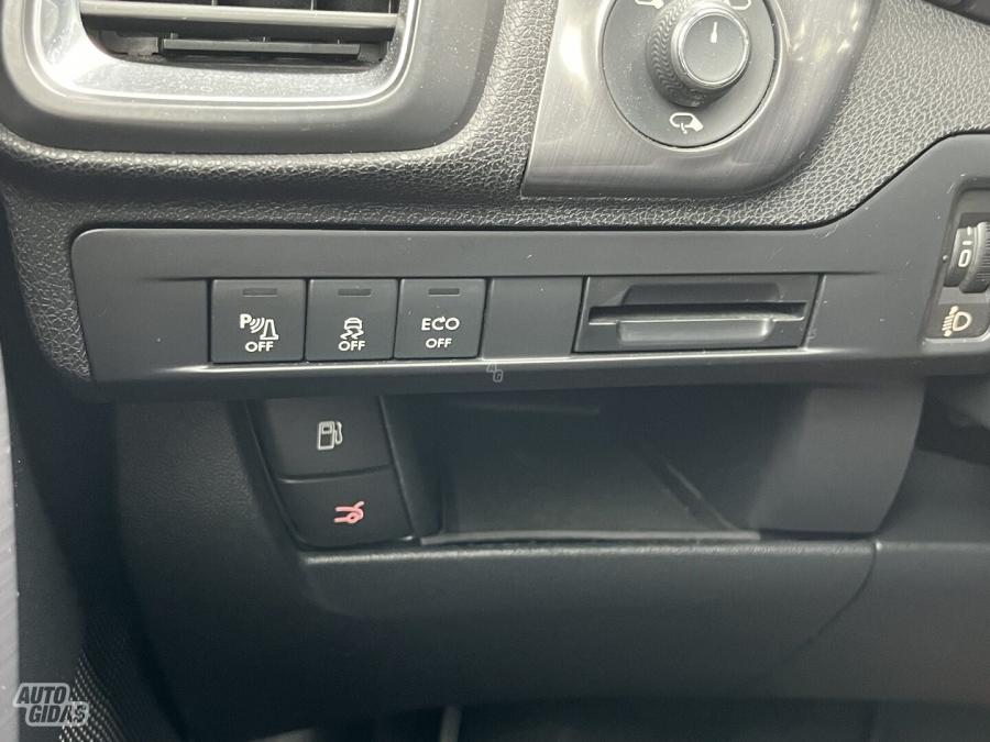 Pelēks Citroen DS5 2013 Kauņa, ar dzinēja tilpumu 2.00 L un nobraukumu 211 tūkst. km par 5700 €, foto 22 vietnē AUTOMOTO.COM.LV