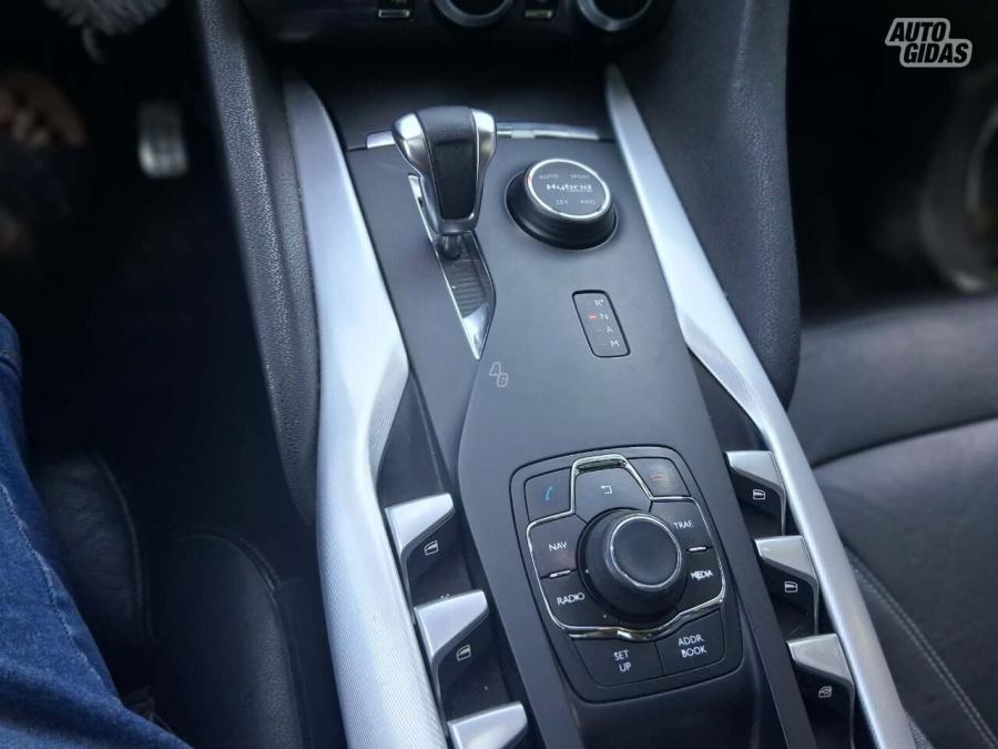 Grey Citroen DS5 2013 in Vilnius, with an engine capacity of 2.00 L and mileage of 311 thousand km for 6300 €, photo 12 on AUTOMOTO.COM.LV