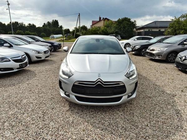 Pelēks Citroen DS5 2014 Viļņa, ar dzinēja tilpumu 1.56 L un nobraukumu 316 tūkst. km par 3950 €, foto 2 vietnē AUTOMOTO.COM.LV