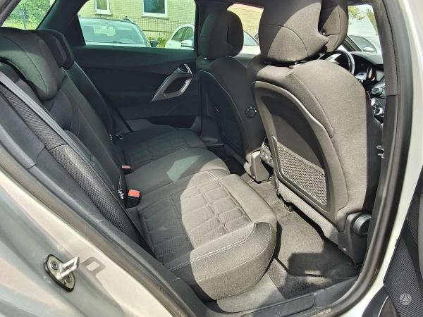 Pelēks Citroen DS5 2014 Viļņa, ar dzinēja tilpumu 1.56 L un nobraukumu 316 tūkst. km par 3950 €, foto 9 vietnē AUTOMOTO.COM.LV