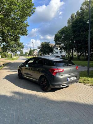 Grey Citroen DS5 2014 in Plunge, with an engine capacity of 2.00 L and mileage of 255 thousand km for 6200 €, photo 6 on AUTOMOTO.COM.LV