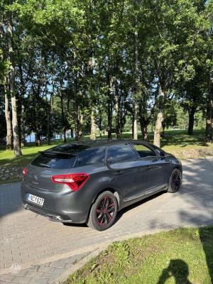 Grey Citroen DS5 2014 in Plunge, with an engine capacity of 2.00 L and mileage of 255 thousand km for 6200 €, photo 8 on AUTOMOTO.COM.LV