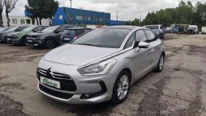 Grey Citroen DS5 2014 in Klaipeda, with an engine capacity of 1.56 L and mileage of 260 thousand km for 5590 €, photo 6 on AUTOMOTO.COM.LV