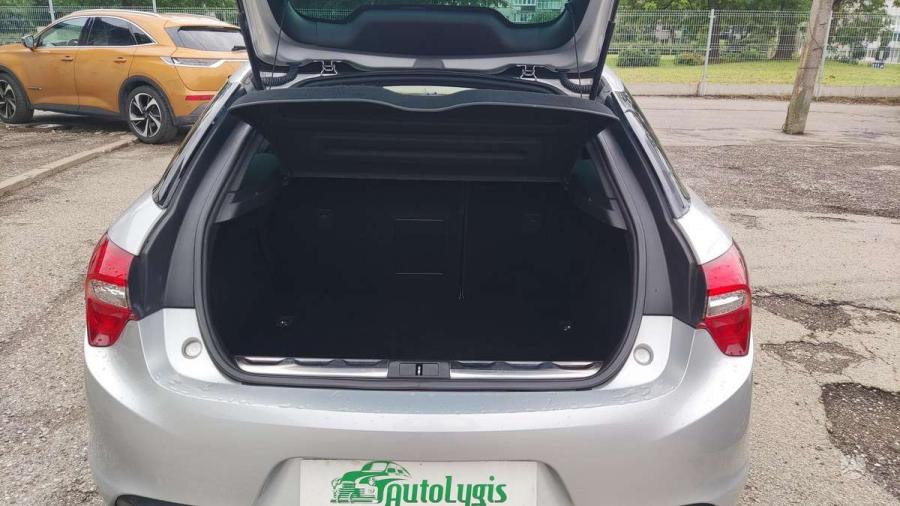 Grey Citroen DS5 2014 in Klaipeda, with an engine capacity of 1.56 L and mileage of 260 thousand km for 5590 €, photo 17 on AUTOMOTO.COM.LV