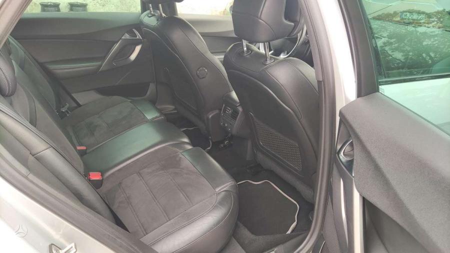 Grey Citroen DS5 2014 in Klaipeda, with an engine capacity of 1.56 L and mileage of 260 thousand km for 5590 €, photo 18 on AUTOMOTO.COM.LV