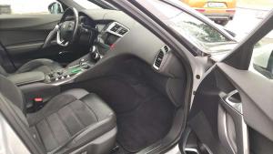 Grey Citroen DS5 2014 in Klaipeda, with an engine capacity of 1.56 L and mileage of 260 thousand km for 5590 €, photo 19 on AUTOMOTO.COM.LV