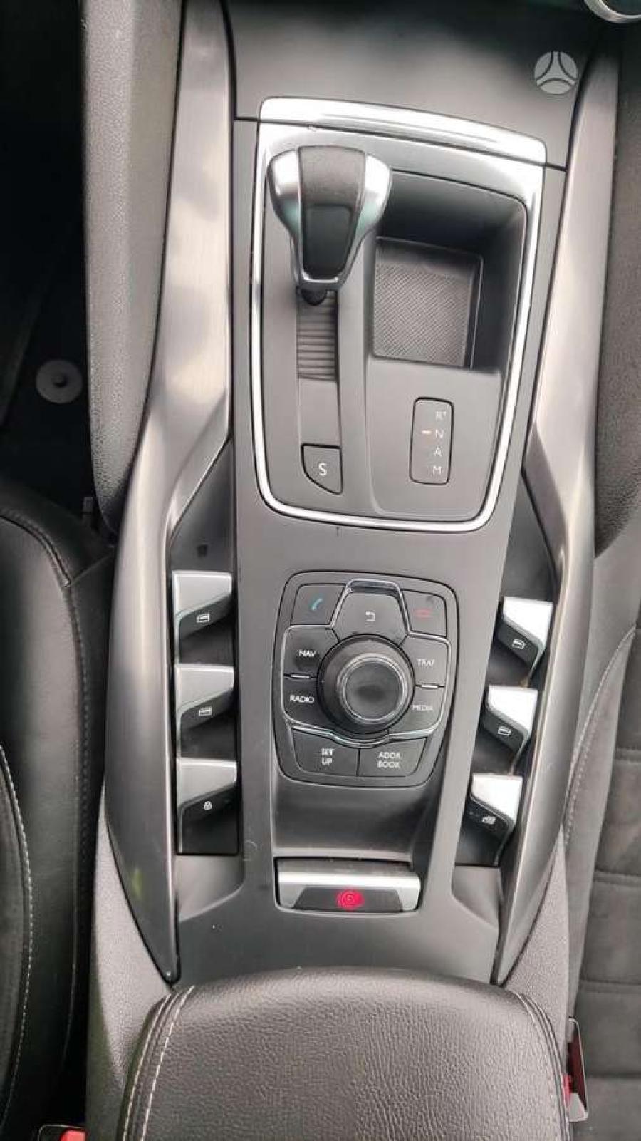 Grey Citroen DS5 2014 in Klaipeda, with an engine capacity of 1.56 L and mileage of 260 thousand km for 5590 €, photo 28 on AUTOMOTO.COM.LV