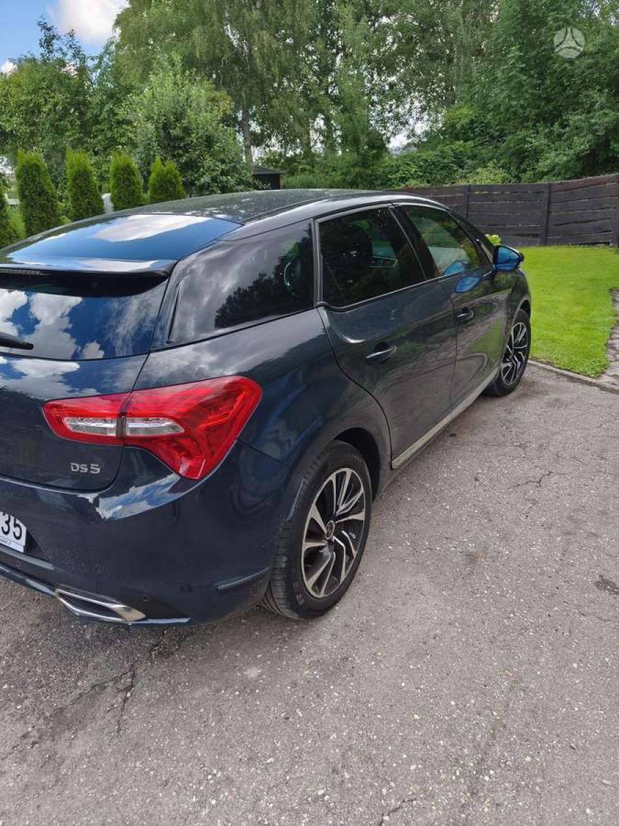 Pelēks Citroen DS5 2015 Šauļi, ar dzinēja tilpumu 1.60 L un nobraukumu 216 tūkst. km par 5800 €, foto 5 vietnē AUTOMOTO.COM.LV