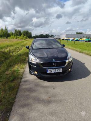 Pelēks Citroen DS5 2015 Šauļi, ar dzinēja tilpumu 1.60 L un nobraukumu 216 tūkst. km par 5800 €, foto 21 vietnē AUTOMOTO.COM.LV