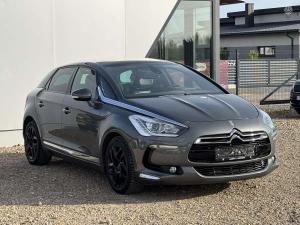 Grey Citroen DS5 2015 in Siauliai, with an engine capacity of 1.60 L and mileage of 152 thousand km for 6600 €, photo 4 on AUTOMOTO.COM.LV