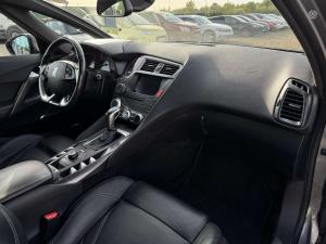 Grey Citroen DS5 2015 in Siauliai, with an engine capacity of 1.60 L and mileage of 152 thousand km for 6600 €, photo 12 on AUTOMOTO.COM.LV