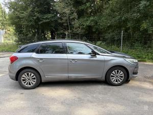 Pelēks Citroen DS5 2016 Tauragė, ar dzinēja tilpumu 1.56 L un nobraukumu 197 tūkst. km par 5500 €, foto 3 vietnē AUTOMOTO.COM.LV