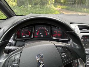 Pelēks Citroen DS5 2016 Tauragė, ar dzinēja tilpumu 1.56 L un nobraukumu 197 tūkst. km par 5500 €, foto 15 vietnē AUTOMOTO.COM.LV