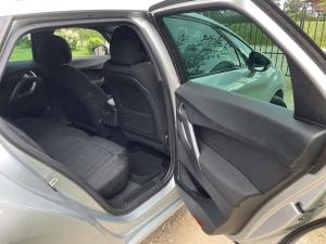 Grey Citroen DS5 2012 in Sakiai, with an engine capacity of 2.00 L and mileage of 288 thousand km for 4499 €, photo 13 on AUTOMOTO.COM.LV