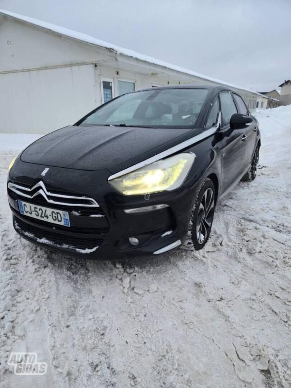 Citroen DS5 2012 in Vilnius, with an engine capacity of 2.00 L and mileage of 213 thousand km for 6500 €, photo 5 on AUTOMOTO.COM.LV