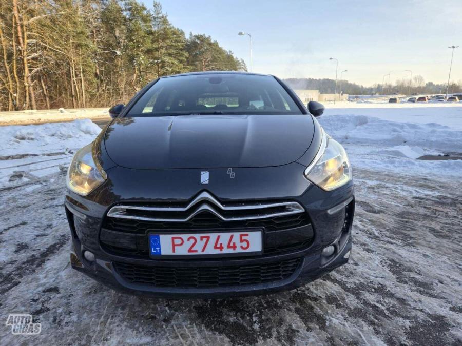 Citroen DS5 2012 in Vilnius, with an engine capacity of 2.00 L and mileage of 222 thousand km for 5900 €, photo 2 on AUTOMOTO.COM.LV