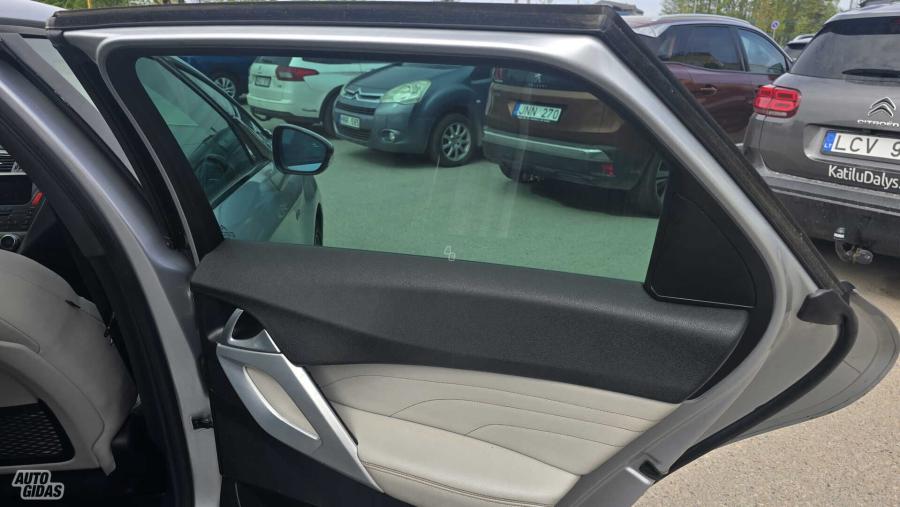 Citroen DS5 2012 in Kaunas, with an engine capacity of 2.00 L and mileage of 223 thousand km for 6600 €, photo 25 on AUTOMOTO.COM.LV