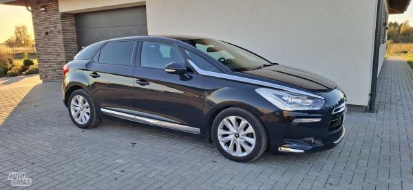Citroen DS5 2013 in Vilnius, with an engine capacity of 1.60 L and mileage of 169 thousand km for 5999 €, photo 4 on AUTOMOTO.COM.LV