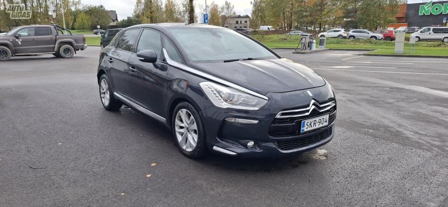 Citroen DS5 2013 Viļņa, ar dzinēja tilpumu 1.60 L un nobraukumu 169 tūkst. km par 5999 €, foto 21 vietnē AUTOMOTO.COM.LV