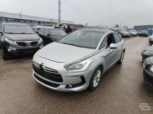 Citroen DS5 2013 in Kaunas, with an engine capacity of 1.60 L and mileage of 225 thousand km for 4950 €, photo 2 on AUTOMOTO.COM.LV