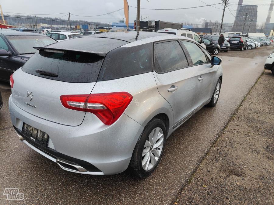 Citroen DS5 2013 in Kaunas, with an engine capacity of 1.60 L and mileage of 225 thousand km for 4950 €, photo 4 on AUTOMOTO.COM.LV
