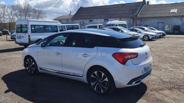 Citroen DS5 2013 Klaipėda, ar dzinēja tilpumu 2.00 L un nobraukumu 186 tūkst. km par 7890 €, foto 4 vietnē AUTOMOTO.COM.LV