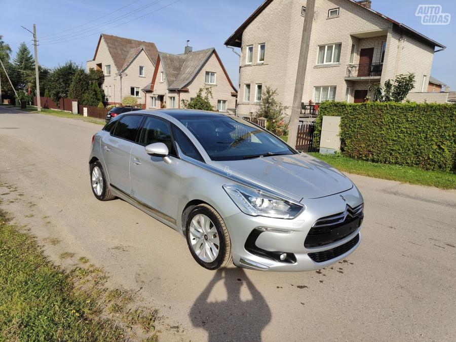 Citroen DS5 2013 Kauņa, ar dzinēja tilpumu 1.60 L un nobraukumu 225 tūkst. km par 4100 €, foto 6 vietnē AUTOMOTO.COM.LV