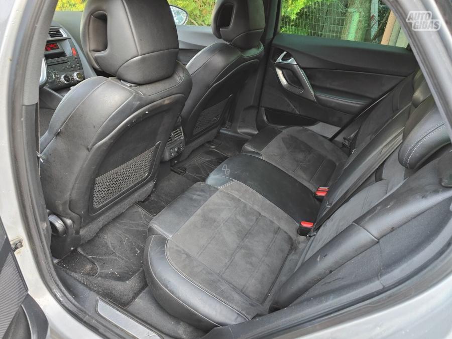 Citroen DS5 2013 Kauņa, ar dzinēja tilpumu 1.60 L un nobraukumu 225 tūkst. km par 4100 €, foto 8 vietnē AUTOMOTO.COM.LV
