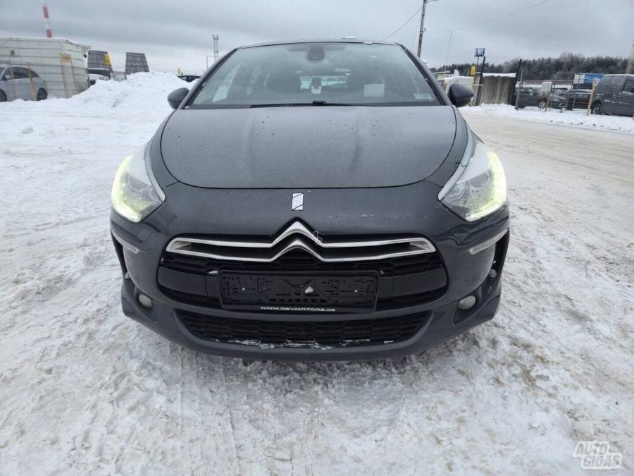 Citroen DS5 2014 Viļņa, ar dzinēja tilpumu 2.00 L un nobraukumu 229 tūkst. km par 7300 €, foto 2 vietnē AUTOMOTO.COM.LV