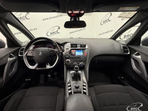 Citroen DS5 2014 Viļņa vietnē Citroen DS5 2014 Viļņa, ar dzinēja tilpumu 1.56 L un nobraukumu 268 tūkst. km par 4000 €, foto 4 vietnē AUTOMOTO.COM.LV