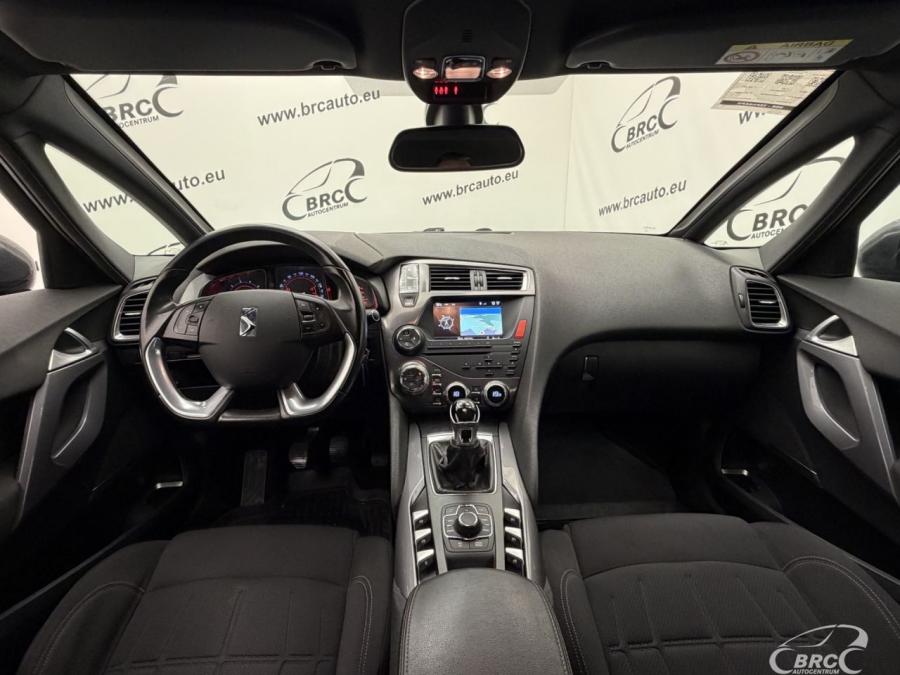 Citroen DS5 2014 in Vilnius, with an engine capacity of 1.56 L and mileage of 268 thousand km for 4000 €, photo 4 on AUTOMOTO.COM.LV