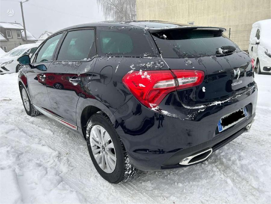 Citroen DS5 2016 in Taurage, with an engine capacity of 1.56 L and mileage of 171 thousand km for 5700 €, photo 4 on AUTOMOTO.COM.LV