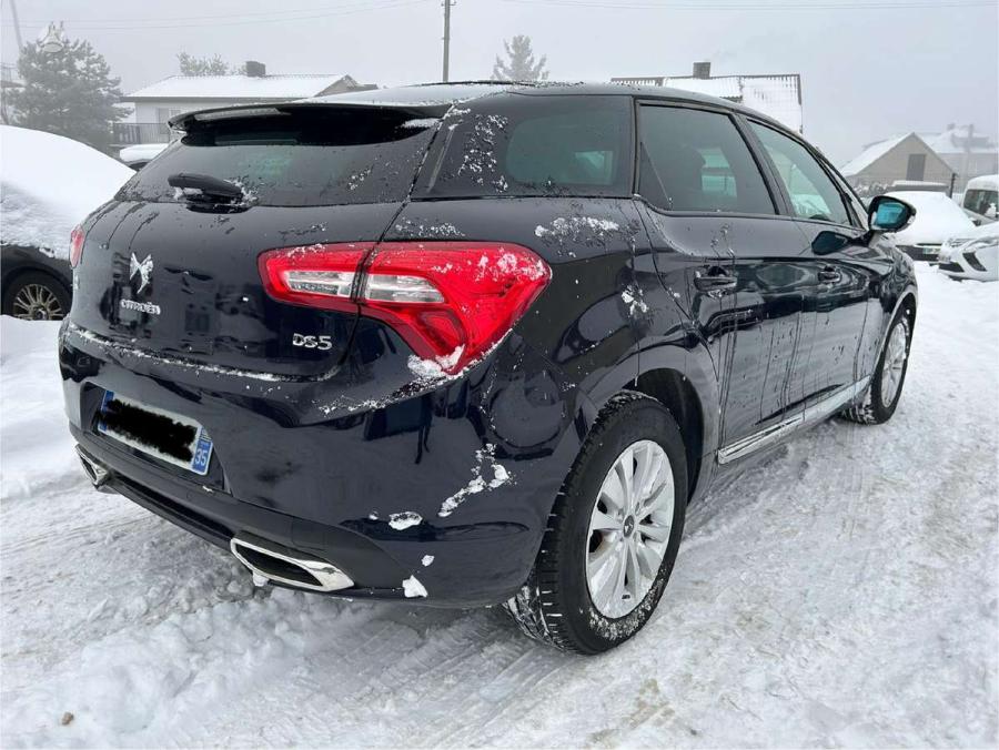 Citroen DS5 2016 in Taurage, with an engine capacity of 1.56 L and mileage of 171 thousand km for 5700 €, photo 5 on AUTOMOTO.COM.LV
