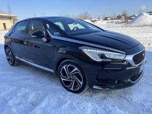 Citroen DS5 2017 in Taurage, with an engine capacity of 2.00 L and mileage of 218 thousand km for 7700 €, photo 3 on AUTOMOTO.COM.LV