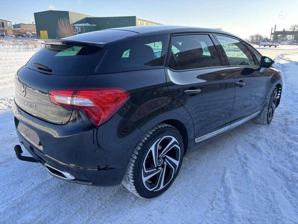 Citroen DS5 2017 in Taurage, with an engine capacity of 2.00 L and mileage of 218 thousand km for 7700 €, photo 5 on AUTOMOTO.COM.LV