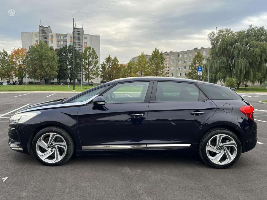 Violets Citroen DS5 2015 Tauragė, ar dzinēja tilpumu 2.00 L un nobraukumu 260 tūkst. km par 6450 €, foto 6 vietnē AUTOMOTO.COM.LV