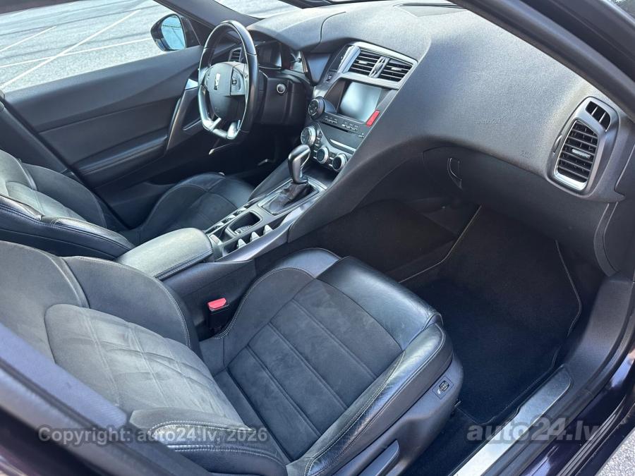 Violets Citroen DS5 2016 Tallina, ar dzinēja tilpumu 1.60 L un nobraukumu 190 tūkst. km par 6500 €, foto 14 vietnē AUTOMOTO.COM.LV
