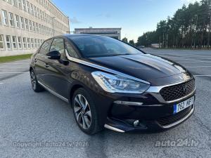 Violets Citroen DS5 2016 Tallina, ar dzinēja tilpumu 1.60 L un nobraukumu 190 tūkst. km par 6500 €, foto 21 vietnē AUTOMOTO.COM.LV