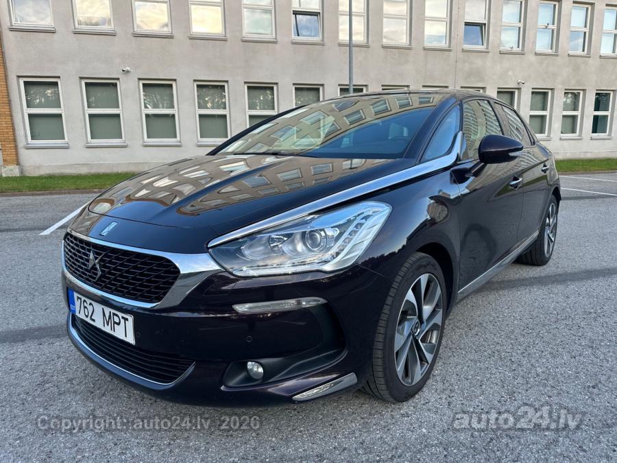 Violets Citroen DS5 2016 Tallina, ar dzinēja tilpumu 1.60 L un nobraukumu 190 tūkst. km par 6500 €, foto 22 vietnē AUTOMOTO.COM.LV