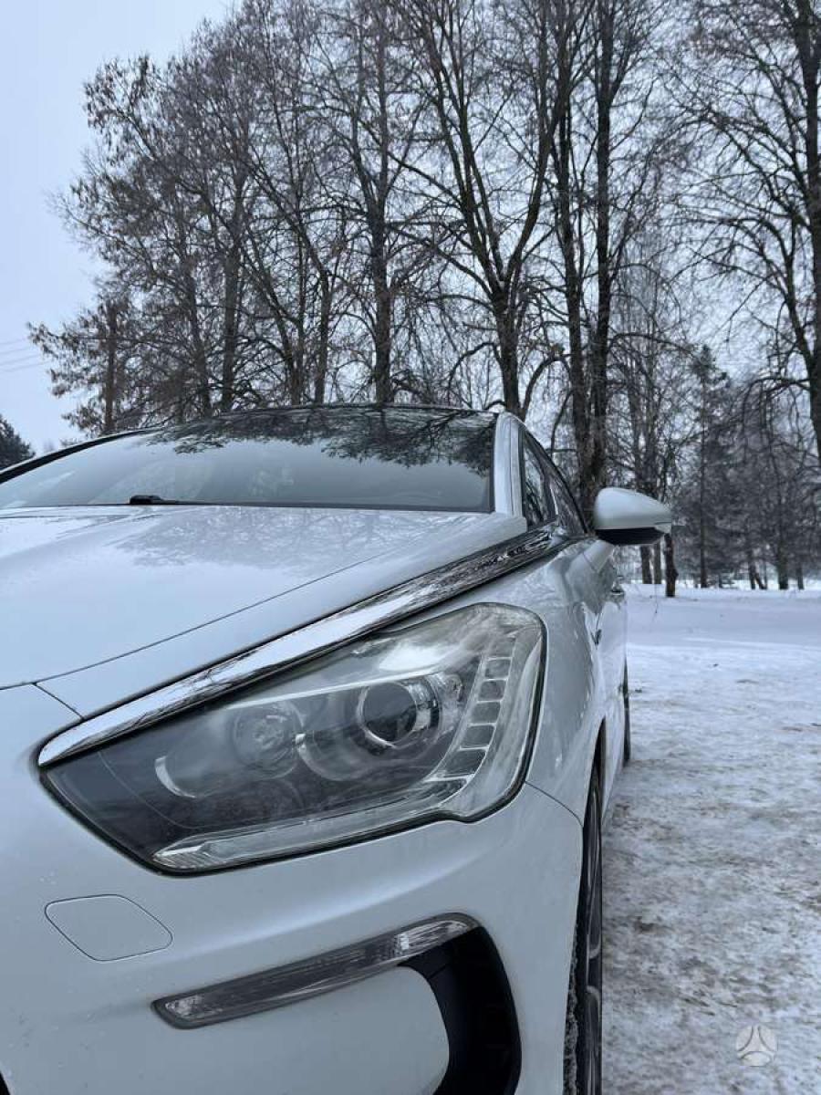 Balts Citroen DS5 2012 Mažeikiai, ar dzinēja tilpumu 2.00 L un nobraukumu 227 tūkst. km par 6500 €, foto 8 vietnē AUTOMOTO.COM.LV
