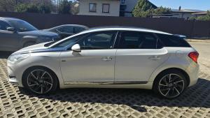 Balts Citroen DS5 2012 Kauņa, ar dzinēja tilpumu 2.00 L un nobraukumu 233 tūkst. km par 6600 €, foto 13 vietnē AUTOMOTO.COM.LV