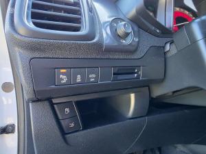 Balts Citroen DS5 2012 Šilutė, ar dzinēja tilpumu 1.56 L un nobraukumu 192 tūkst. km par 4500 €, foto 15 vietnē AUTOMOTO.COM.LV